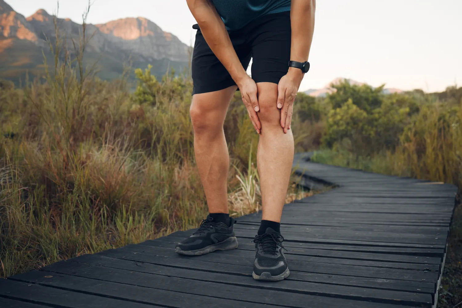 Knee Pain After Running: 7 Common Causes & Remedies – Muscle MX